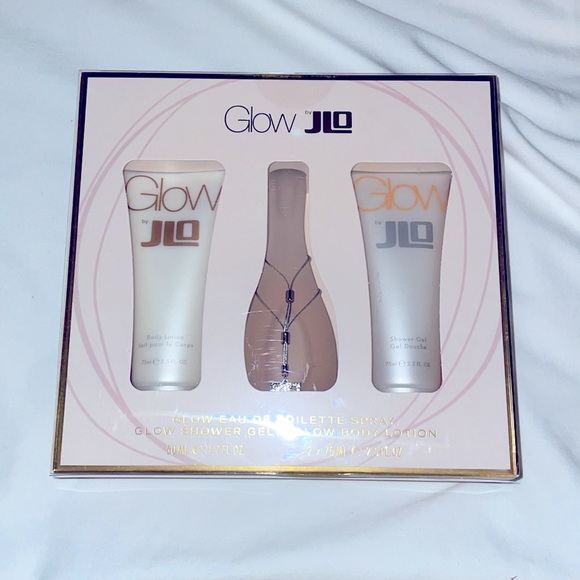 Jennifer Lopez | Other | Jennifer Lopez Glow Gift Set Glow Eau De ...
